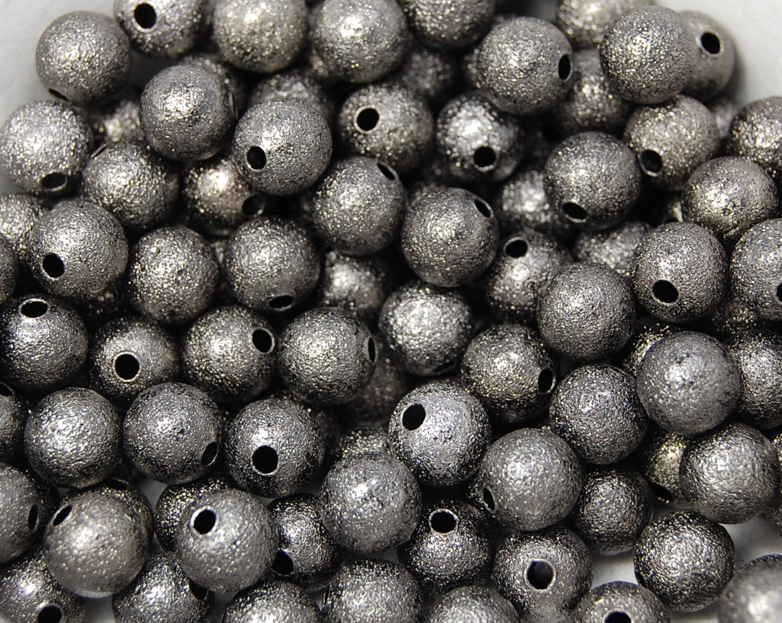 50 Beads, Gunmetal Gray Stardust 8mm Spacer Beads - Etsy