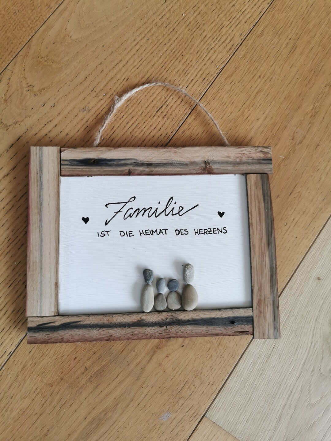 Gift Wall Decoration Picture Wood Stone Saying Family Happiness Shield ...