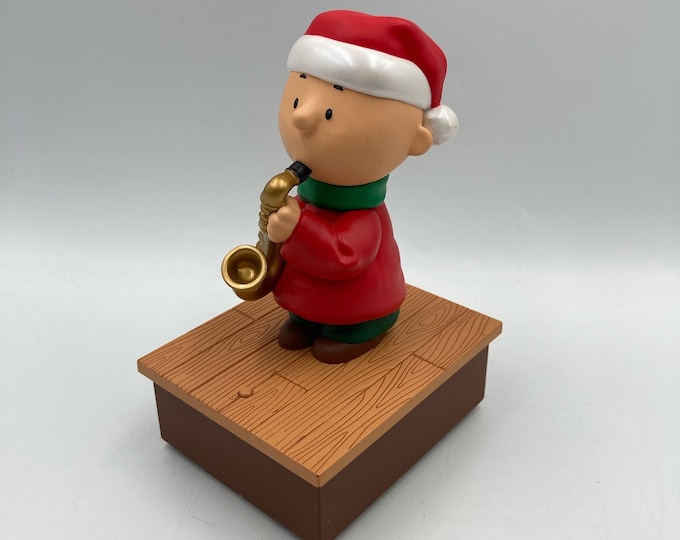 2011 Hallmark Peanuts CHARLIE BROWN Saxophone Christmas Music Peanuts ...