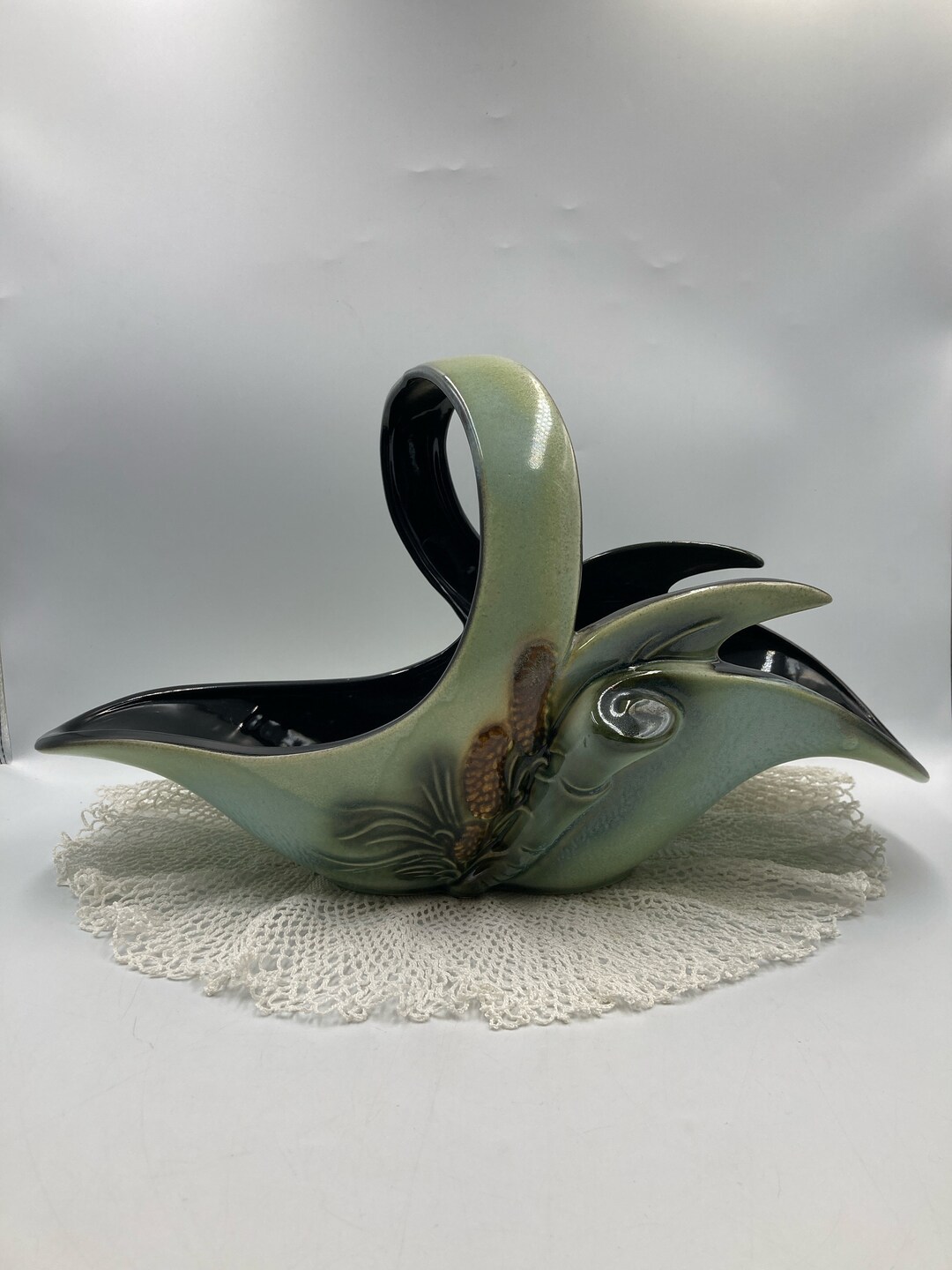 1950s HULL Pottery Parchment & Pine Console Basket / Bowl S-8 - Etsy