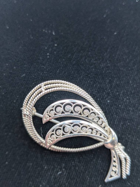 Vintage Silver Filigree Brooch, Marked 835 - Gem