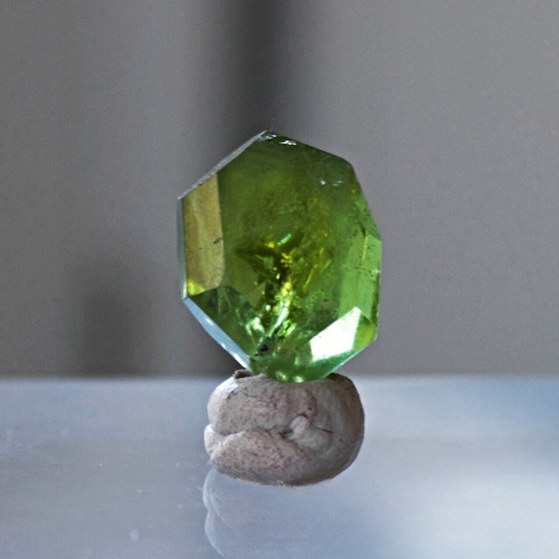Peridot Crystal - Etsy