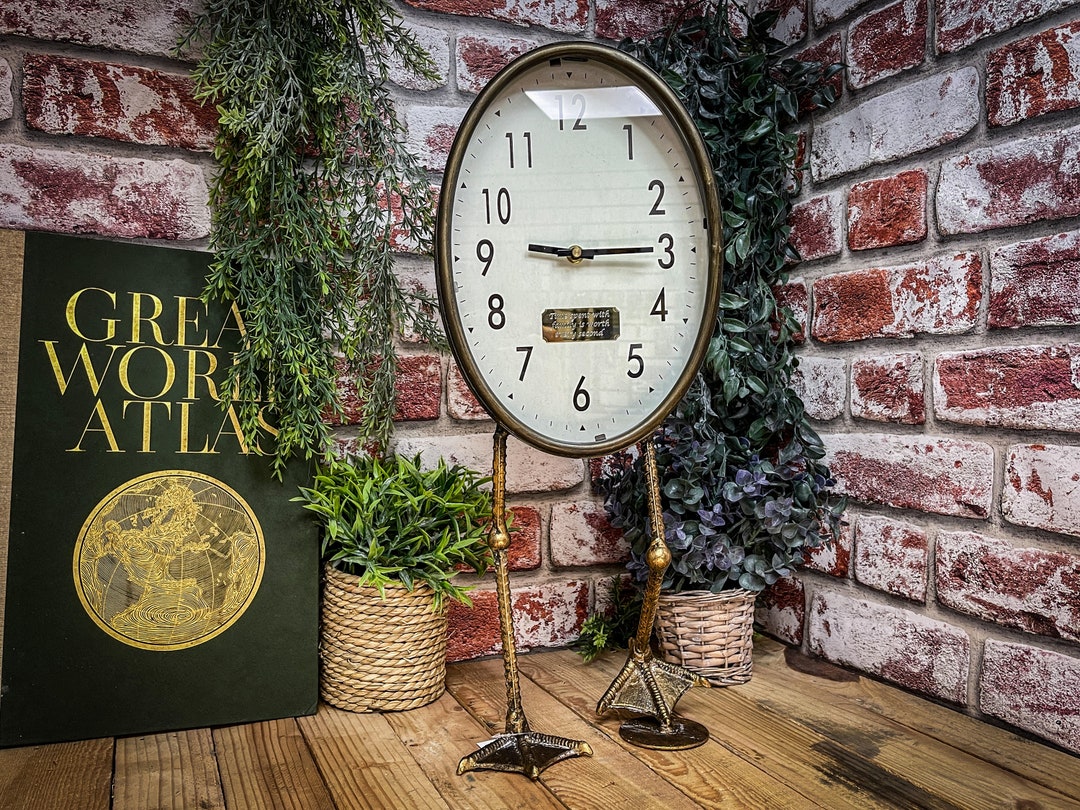 Amazing Personalised Vintage Style Bird Feet Clock Ideal for Anyone ...