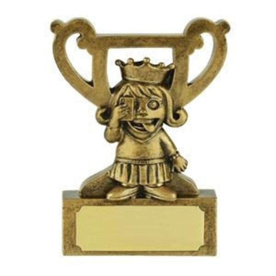 Engraved Selfie Queen Trophy A Great Gag Gift / Present Valentines Gift ...