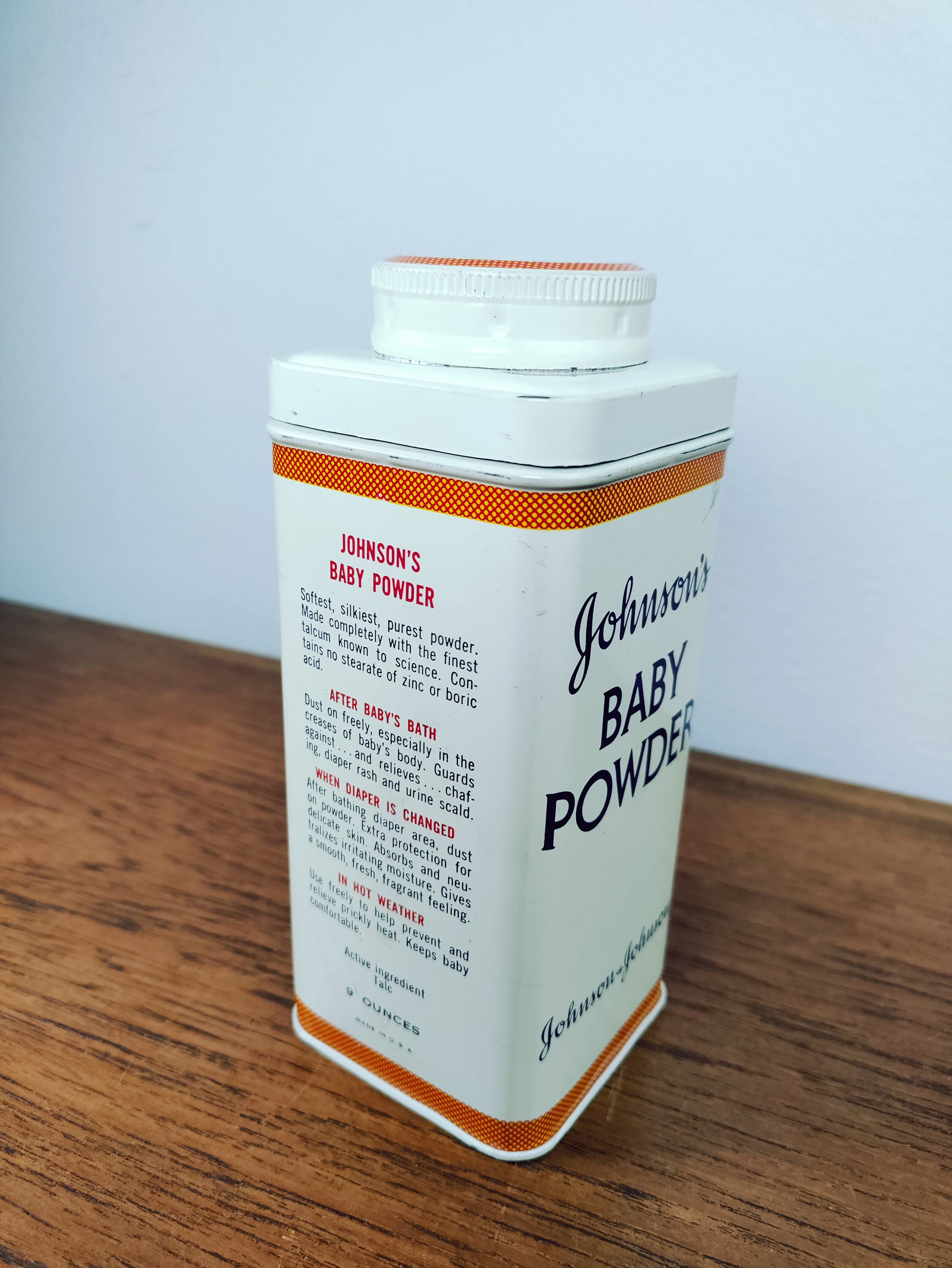 Vintage Tin Metal Johnson & Johnson's BABY POWDER Shaker Canister 60's ...