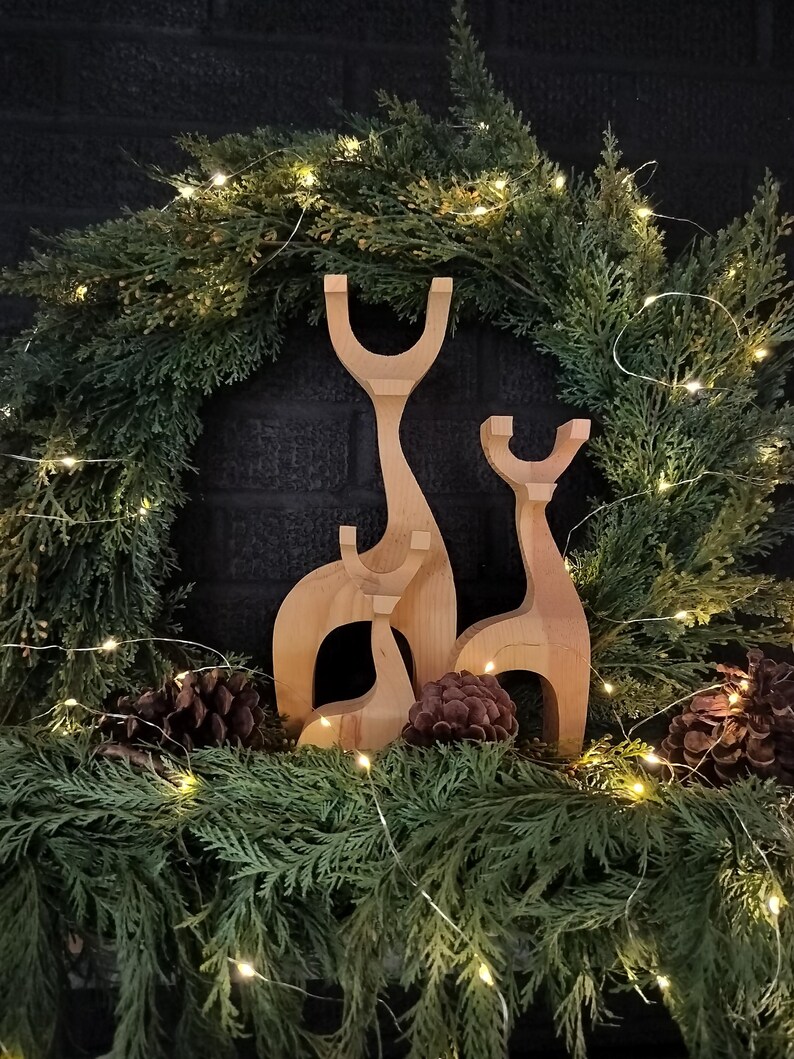 Vintage MCM Natural Wood Deer Family Danish Modern Minimalist Christmas ...