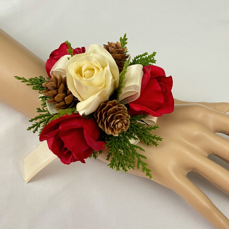 Christmas Corsage - Etsy