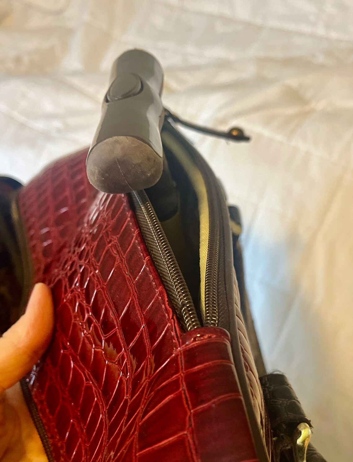 Vintage Raspberry Red Crocodile Embossed Vinyl Luggage Set - Etsy