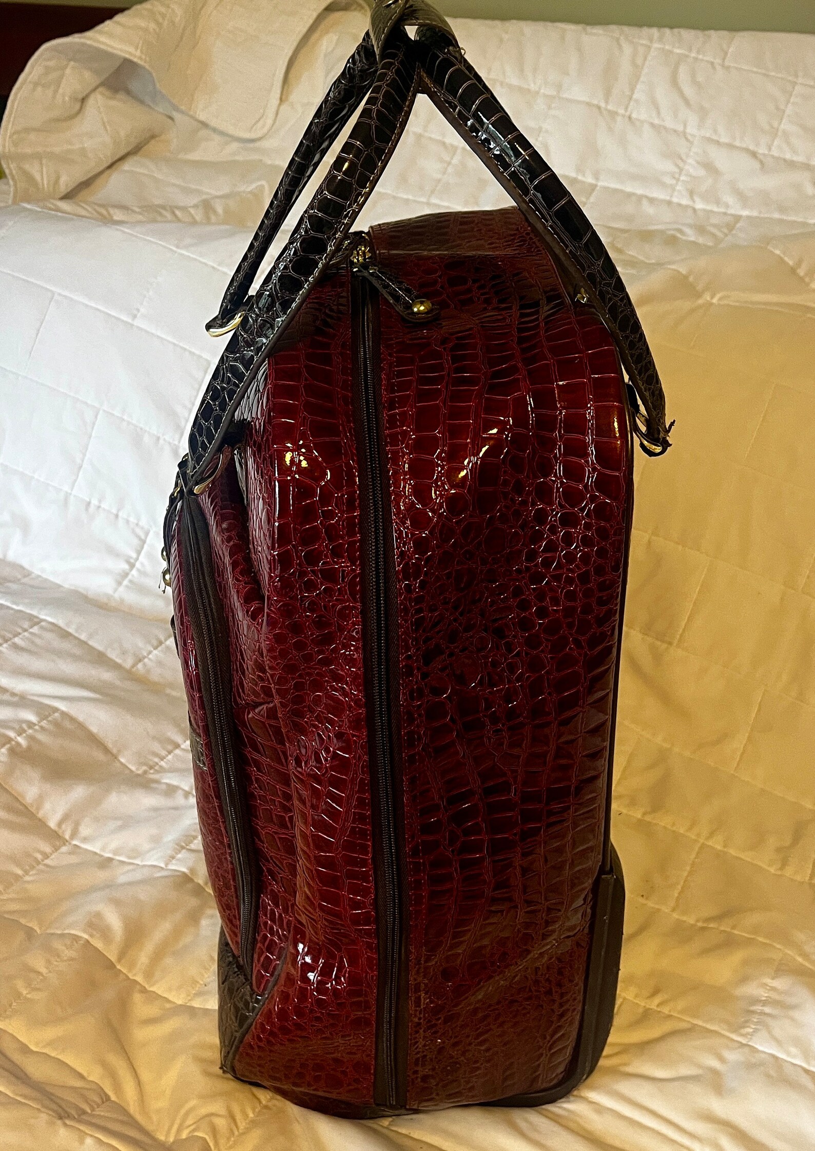 Vintage Raspberry Red Crocodile Embossed Vinyl Luggage Set - Etsy