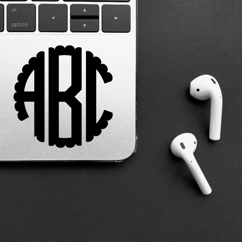 Scalloped Monogram Custom Vinyl Decal - Etsy