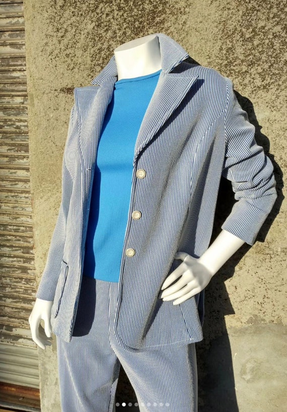 1970s Groovy Flared leg 1970s suit by GRAFF; blue & w… - Gem
