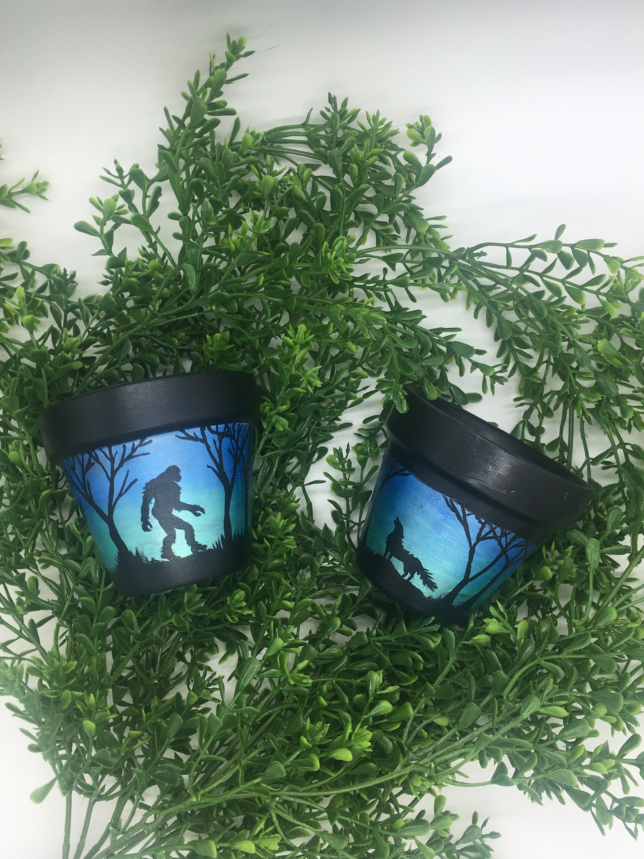 Hand Painted Black Indoor/outdoor Planter Wolf Big Foot Eagle Birthday ...