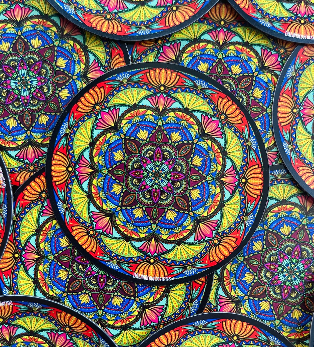 Hermoso imán de mandala arcoíris - Etsy España