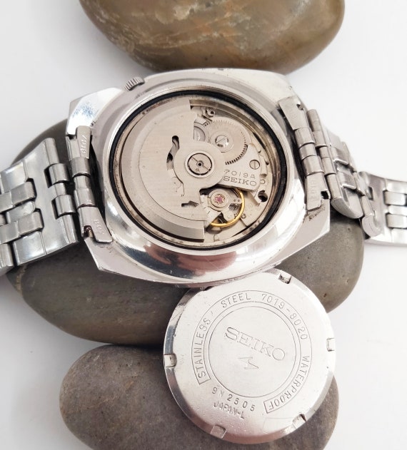 VIDEO* Vintage Jumbo "SEIKO 5 SPORTS" Automatic 7019 … - Gem