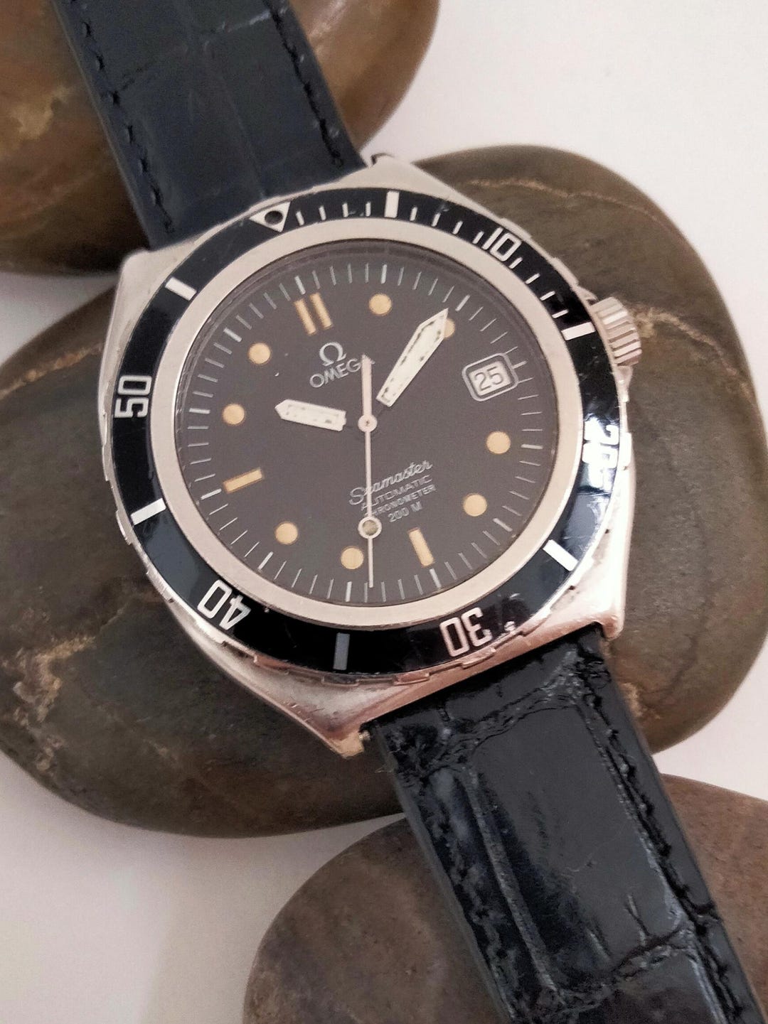 Video omega Seamaster Pre James Bond Calibre 1111 Automatic Chronometer ...
