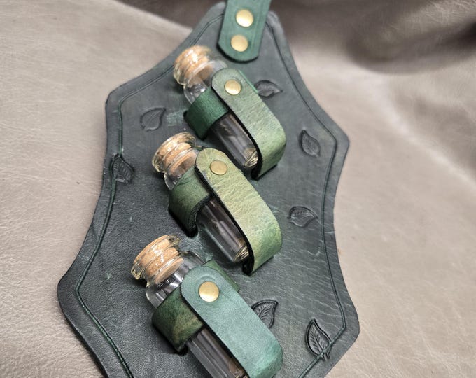 Genuine Leather Triple Potion Bottle Holder in Green Color With Leaf ...