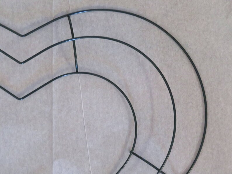 12x13 Heart Wire Wreath Form DIY Wreaths DIY Heart - Etsy