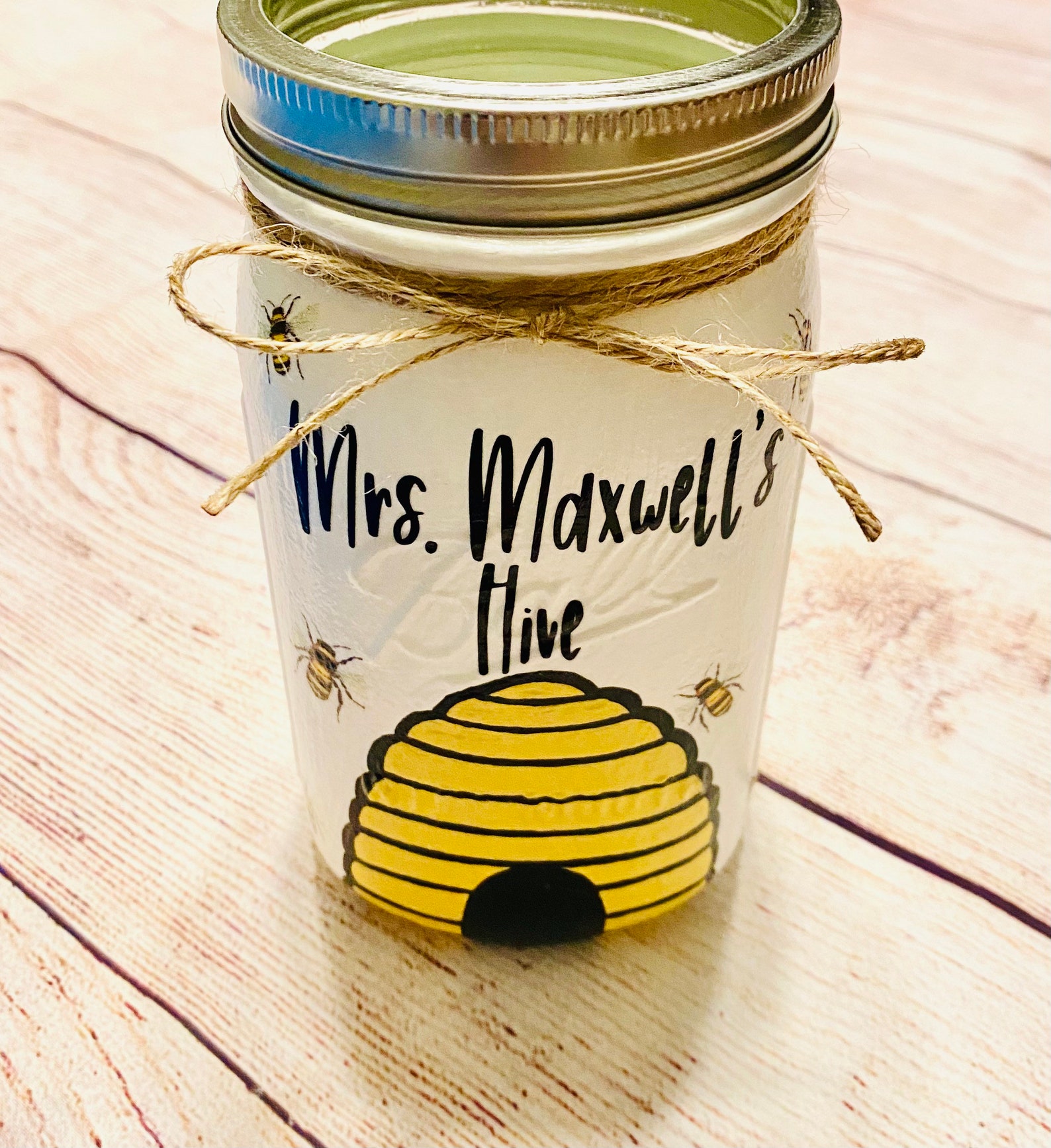 Honey Bee Mason Jar/ Beehive Vase/ Summer Bee Decor/ Mothers - Etsy