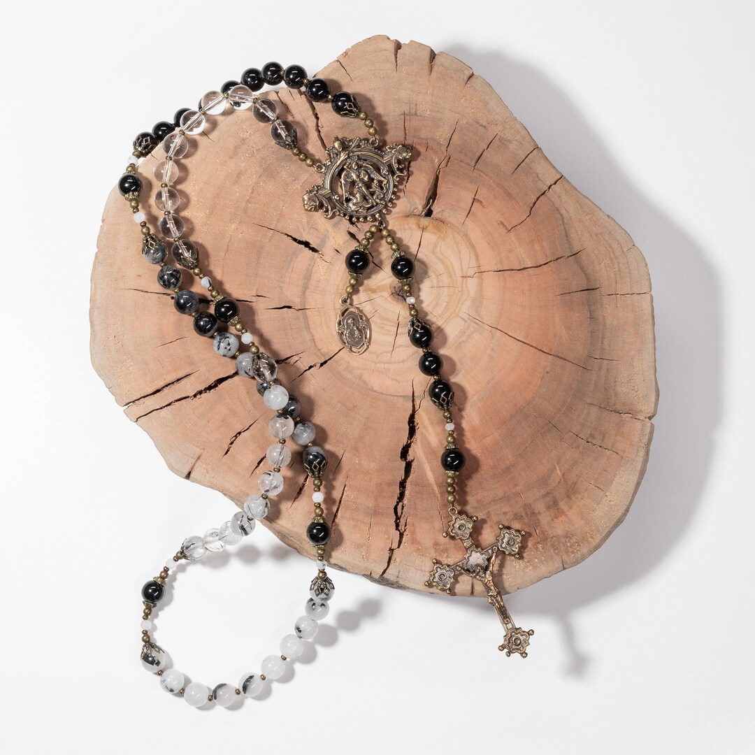 Holy Souls of Purgatory Vintage Catholic Rosary Featuring an Archangel ...