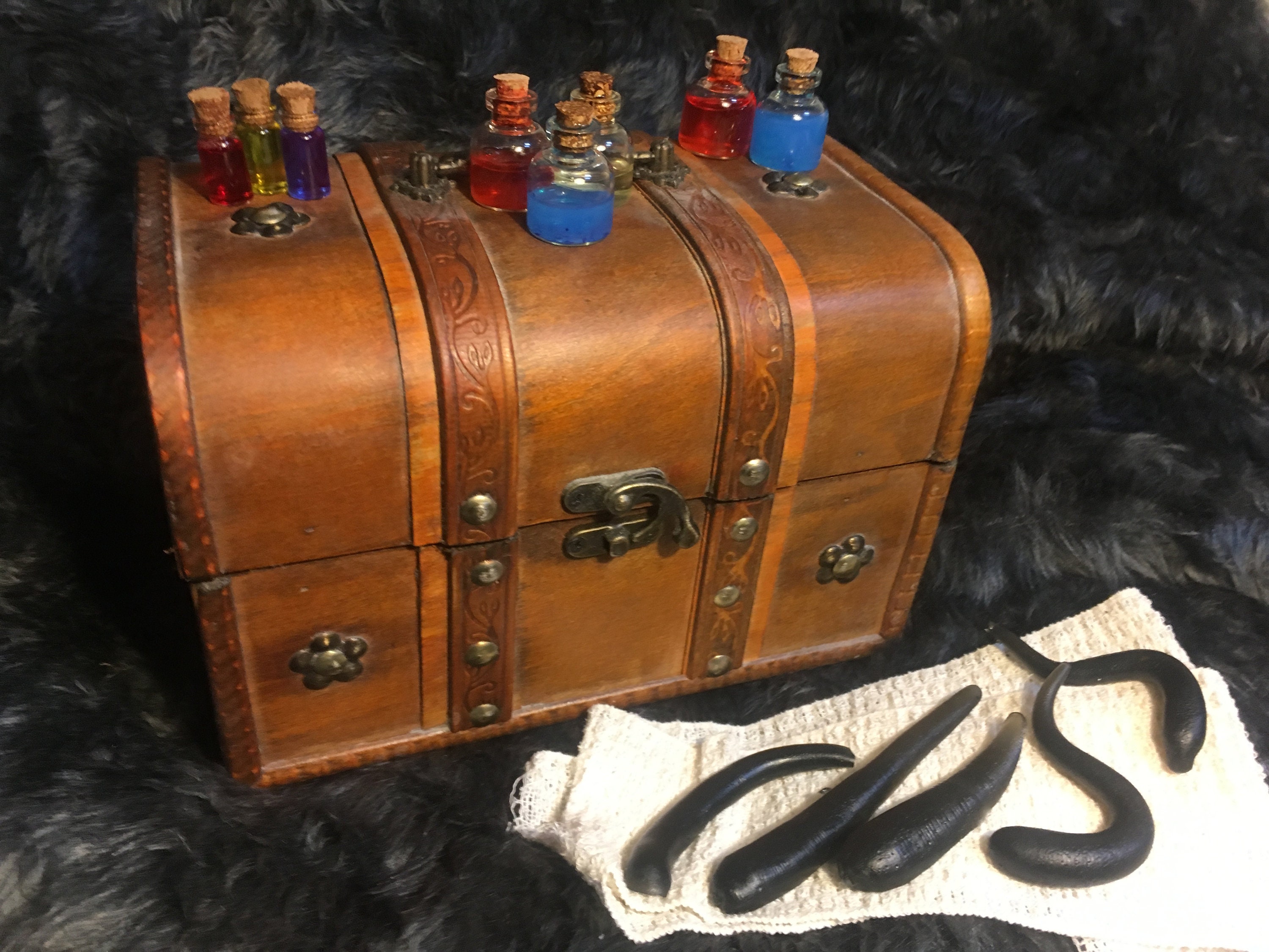 Larp Healer Medic Pack/ Box Potion Vial Larper Healer Leach - Etsy UK