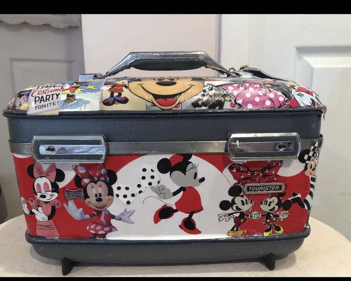MADE TO ORDER: Minnie Mouse Inspired Train Case - Etsy