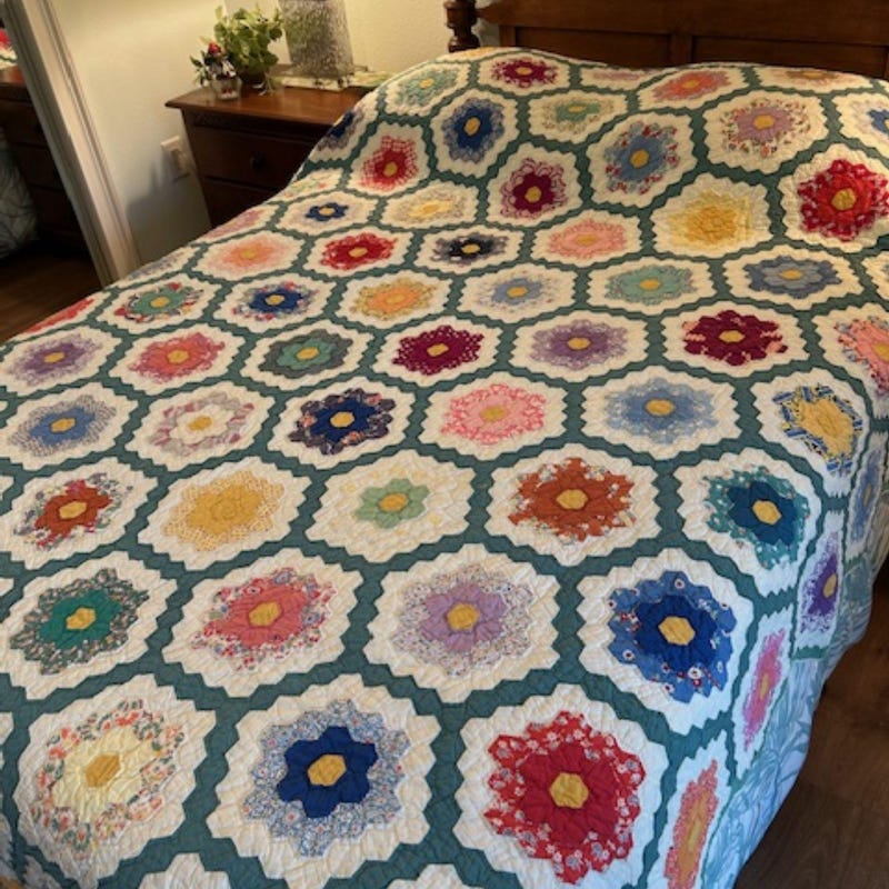 Flower Garden Quilt - Etsy