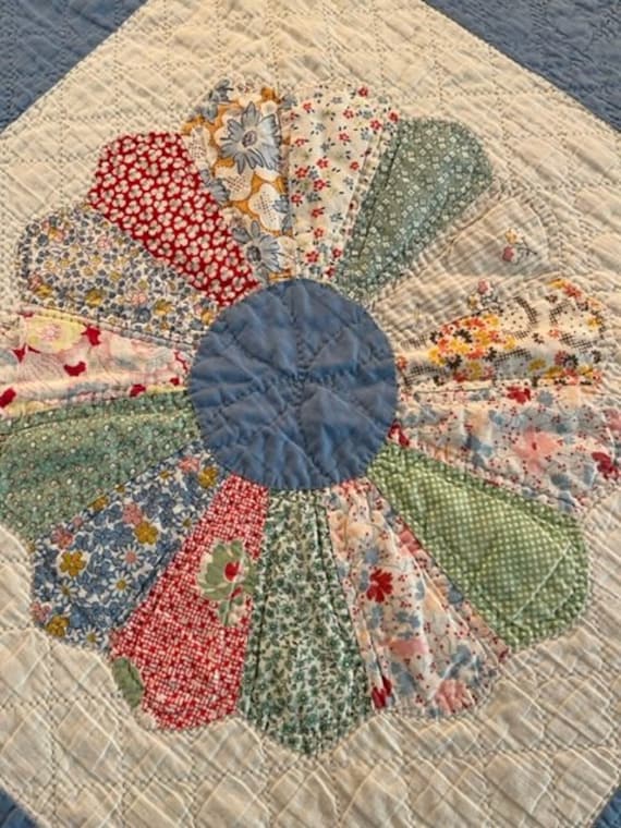 Vintage Dresden Plate Quilt Pattern