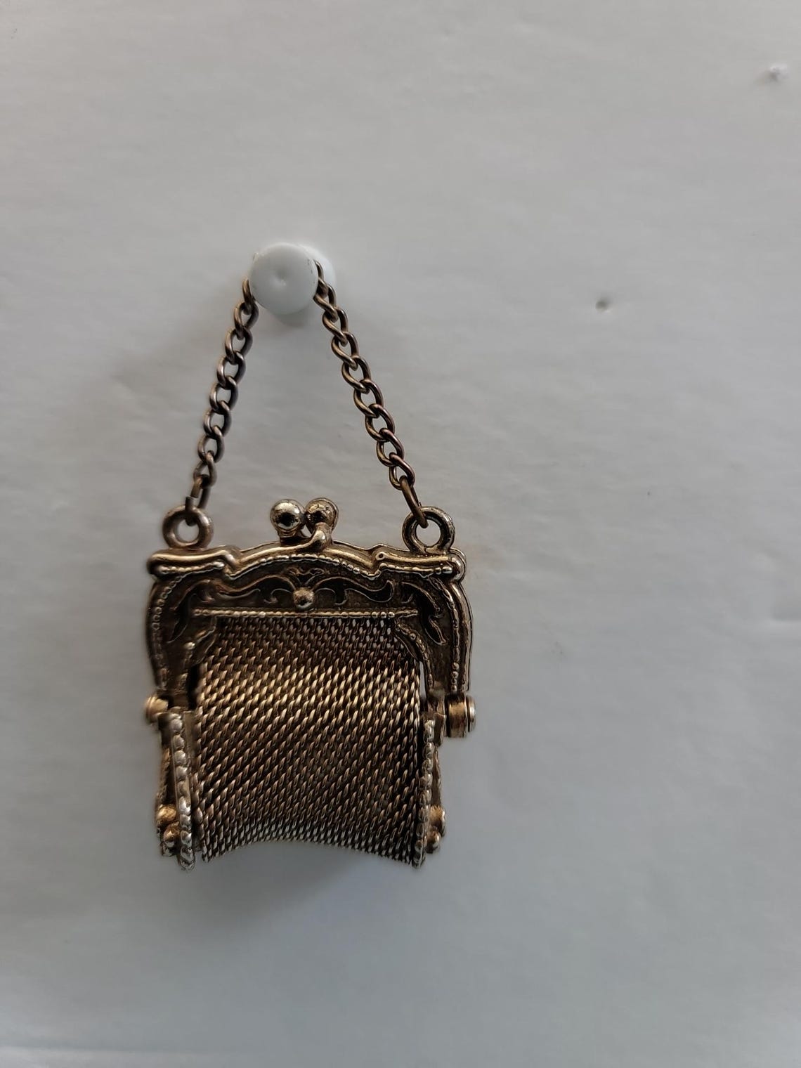 Women's Antique Gold Mesh Change Purse With Chain, 1930's Ladies' Gold ...