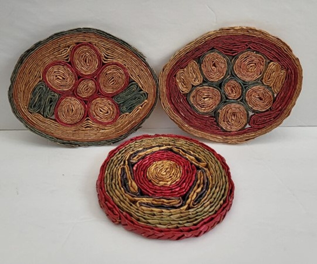 Woven Straw Trivets Circa 1940's, Vintage Raffia Hot Pads, Oval and ...