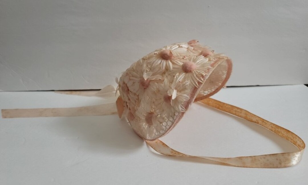 Easter Bonnet 1960's Girl's Pink and White Daisies, Vintage 1960's Girl ...