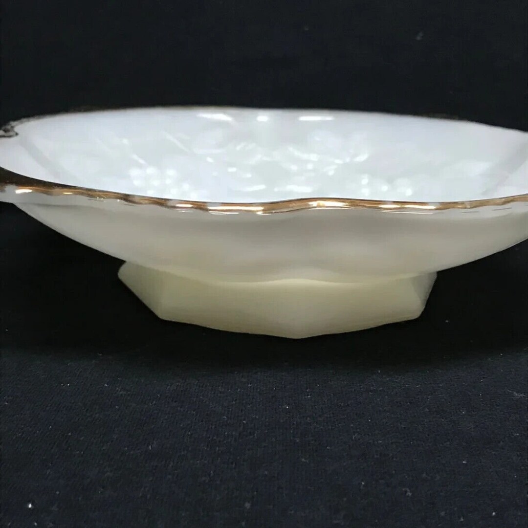 VTG Anchor Hocking Milk Glass 10" Fruit Dish Server Bowl Gold Edge ...