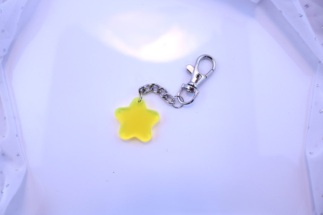 Cute Yellow Flourescent Star Keychain - Glows Under Blacklight - Etsy