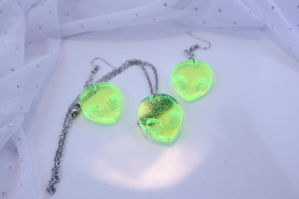 Alien Necklace | Etsy