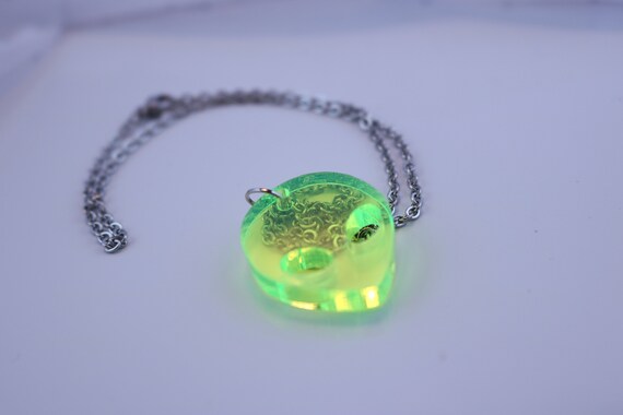 Alien Necklace - Etsy