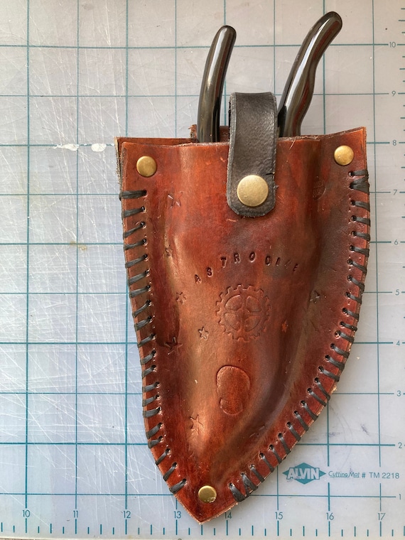 Custom Leather Pruning Holster | Etsy