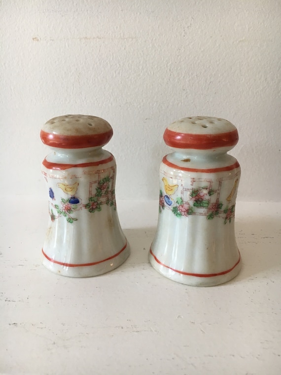 Vintage Japanese Porcelain Salt and Pepper - Etsy