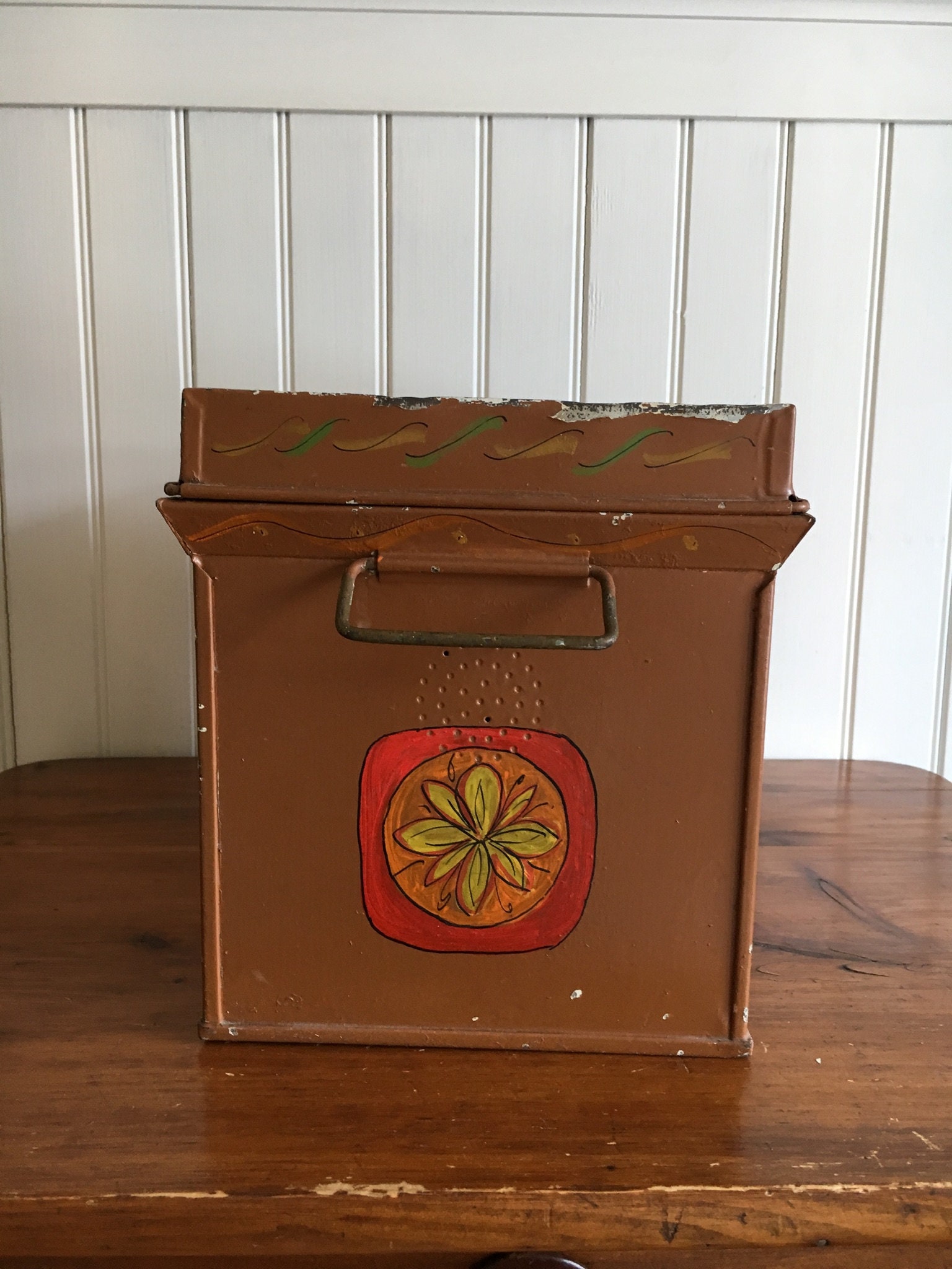 Large Primative Tin Bread or Cake Box - Etsy