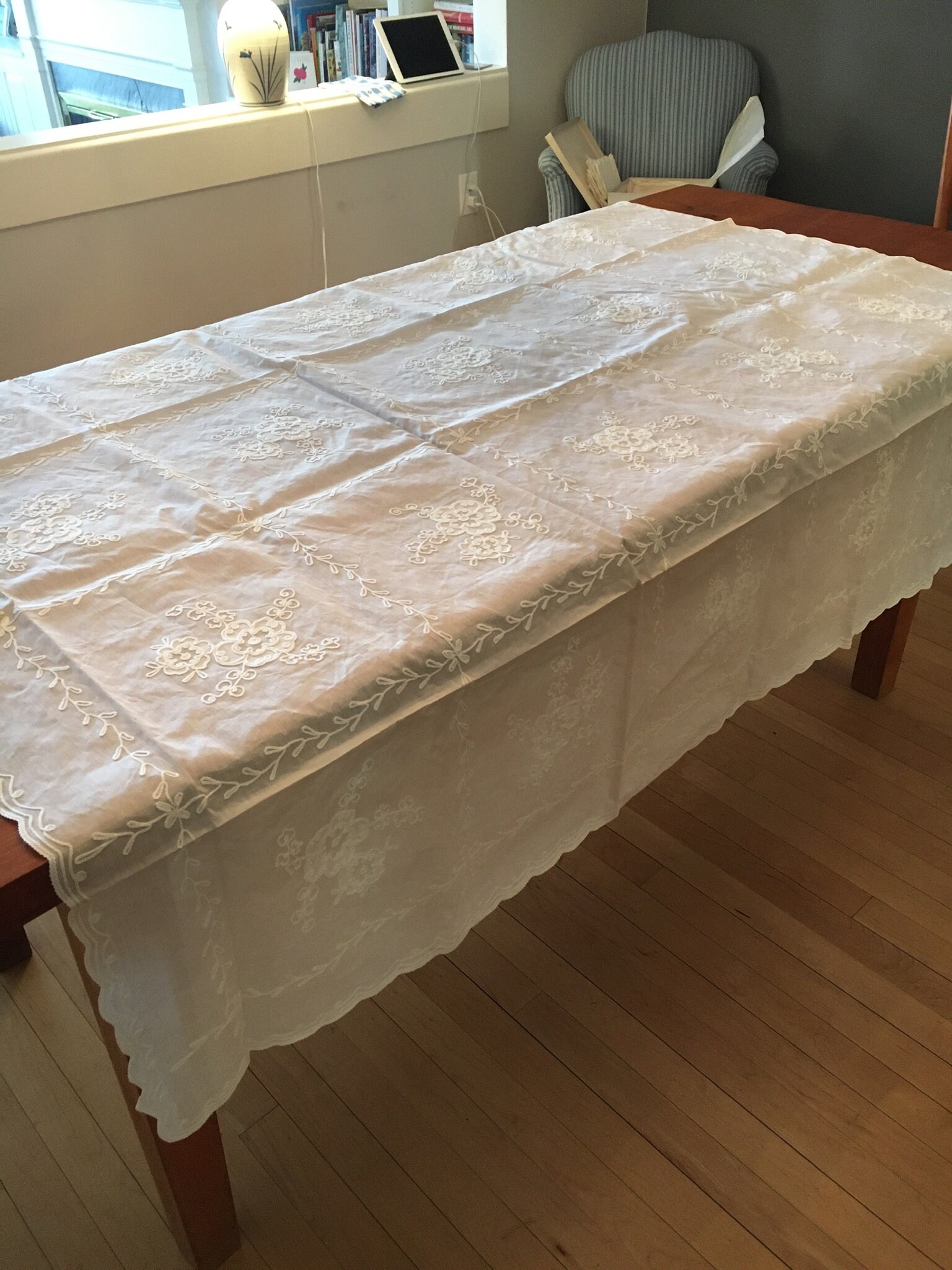 Swiss Tablecloth and Napkin Set Ottavia New in L &T Box - Etsy