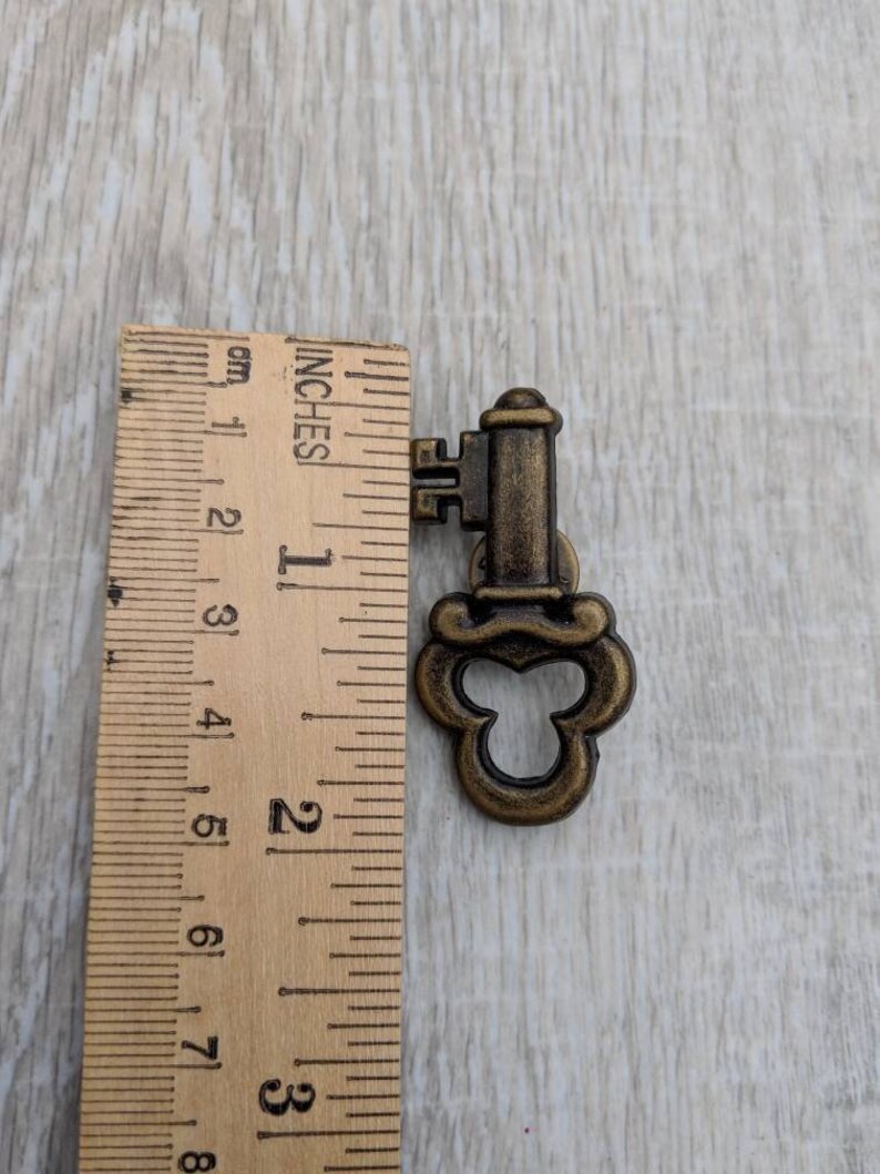 Bronze Tone Clover Top Skeleton Key Lapel Pin | Etsy