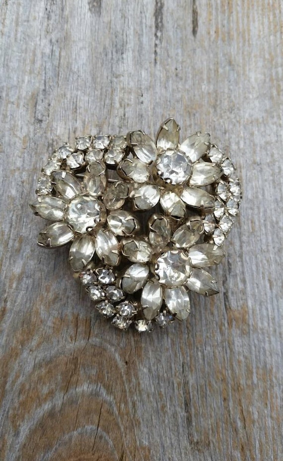 Rhinestone Flower Cluster Brooch - Gem