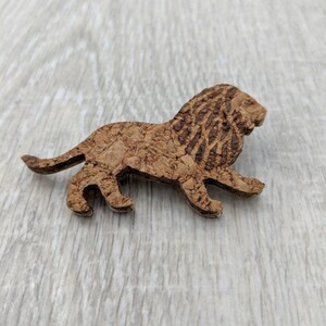 Natural Unfinished Cork Lion Brooch - Etsy