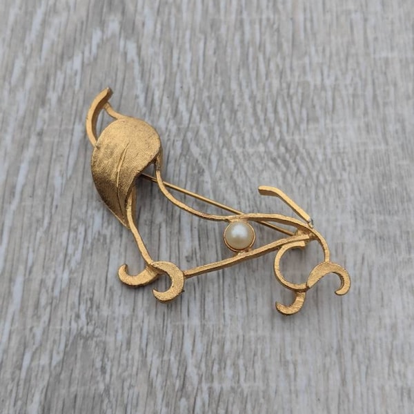 Bsk Brooch - Etsy