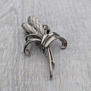 Pastelli Matte and Glossy Finish Silver Tone Hyacinth Brooch - Etsy