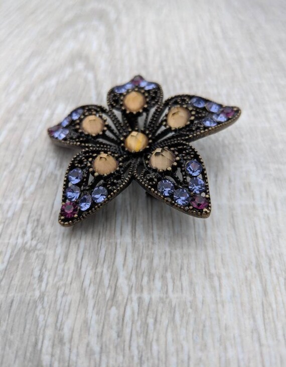 Periwinkle and Purple Rhinestone and Frosted, Faceted… - Gem