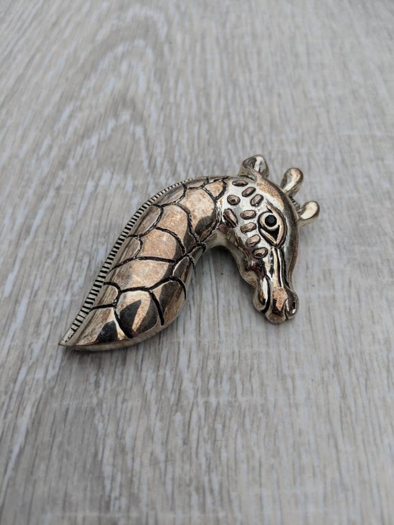 Stylized Three Dimensional Silver Tone Giraffe Brooch - Etsy