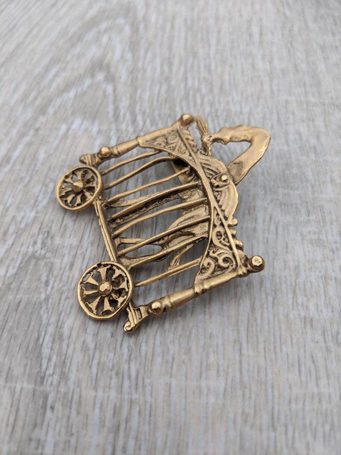 Gold Tone Metal Giraffe and Circus Train Car or Wagon Brooch | Etsy