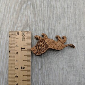 Natural Unfinished Cork Lion Brooch - Etsy