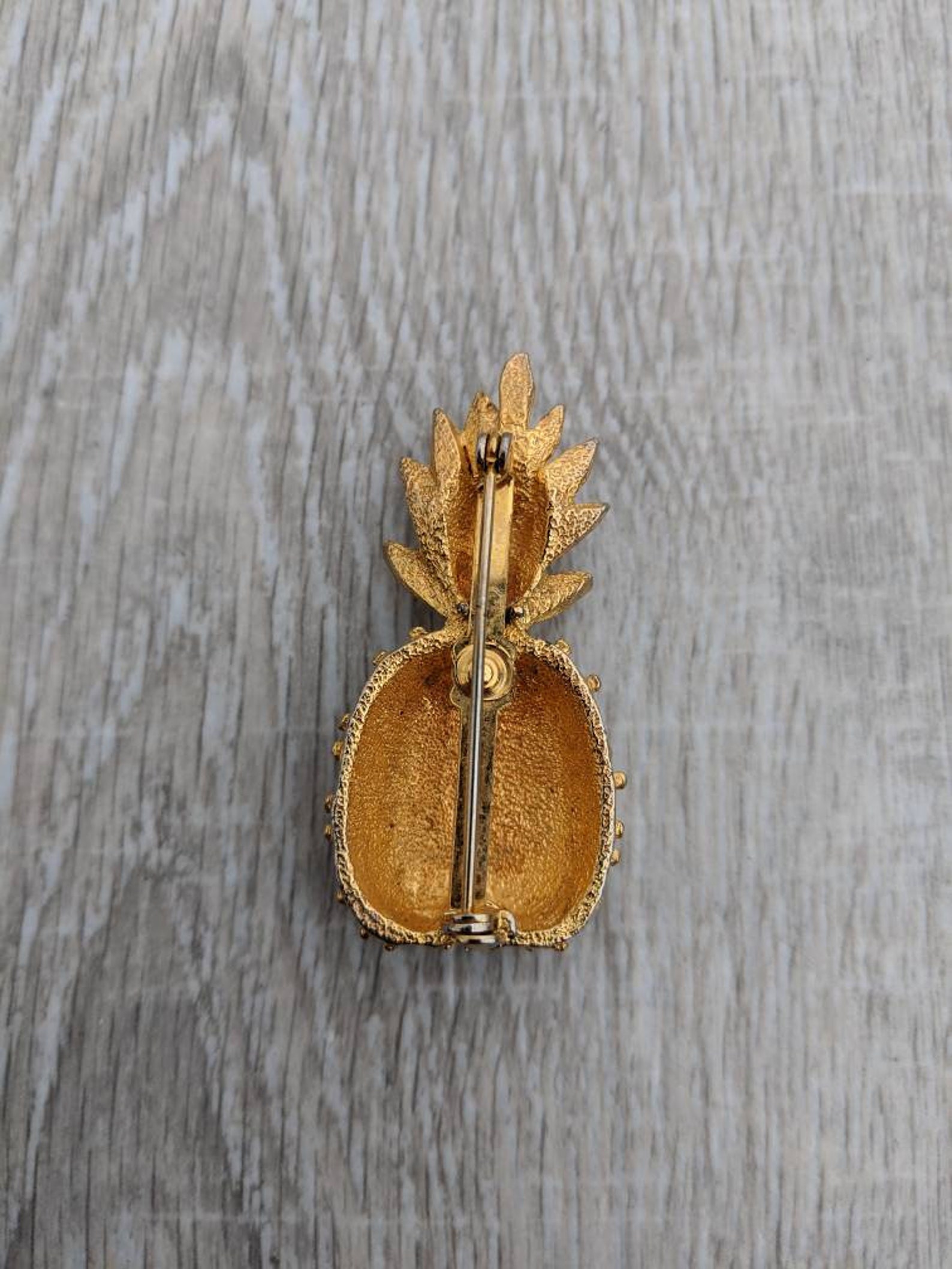 Warm Textured Gold Tone Pineapple Brooch | Etsy