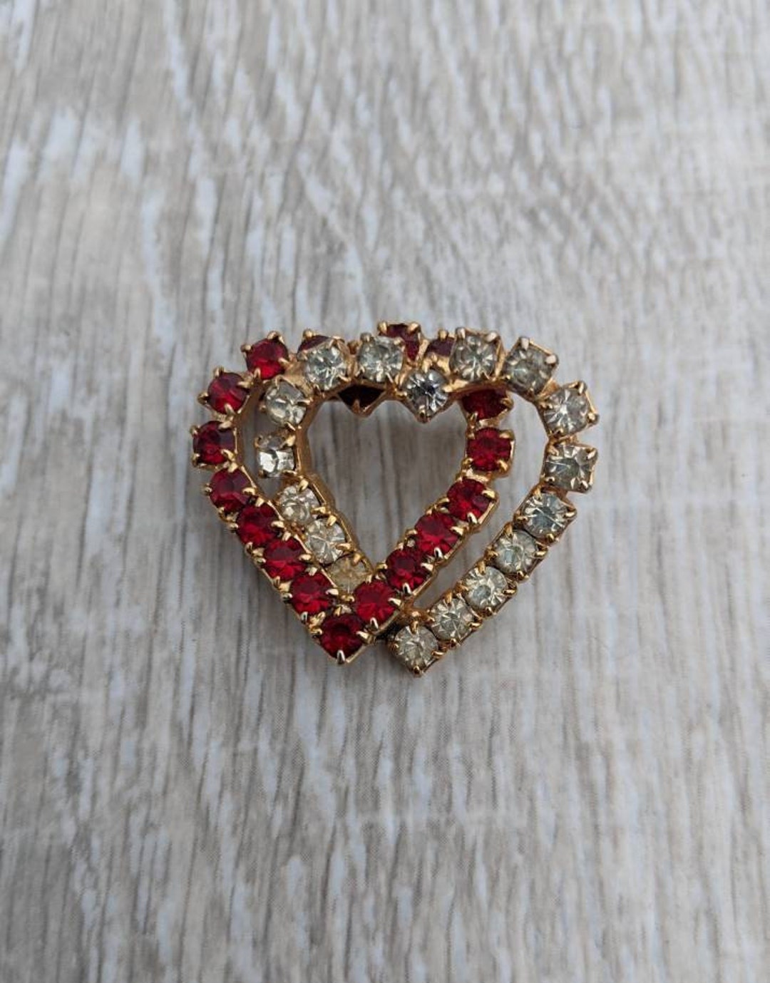 Blood Red and Clear Rhinestone and Gold Tone Interlocking Hearts Brooch ...
