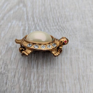Rhinestone and Pearly Cabochon Turtle Brooch - Etsy